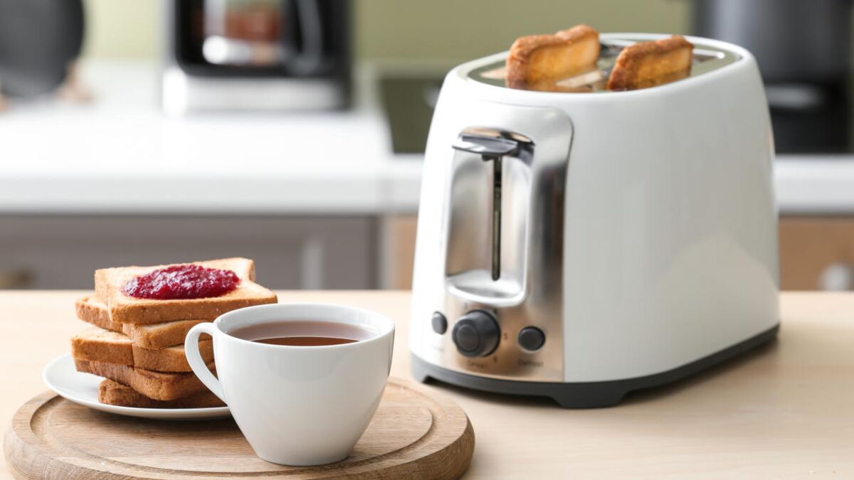 People going crazy after finding out there is a hidden compartment in ...