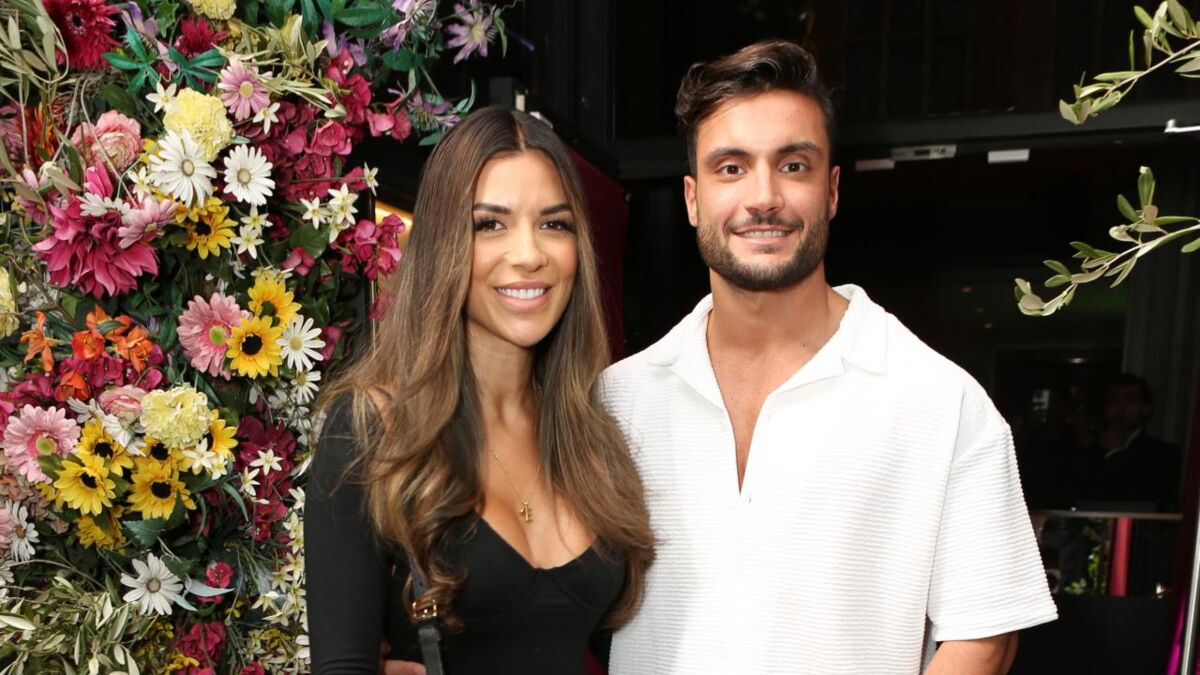Love Island: Ekin-Su and Davide spark split rumours with these clues