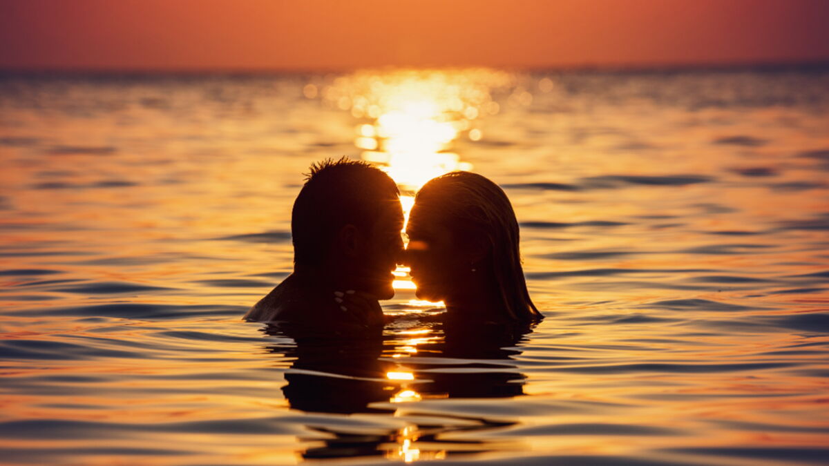 Your Summer Romance Has A Good Chance Of Turning Into Something More If ...