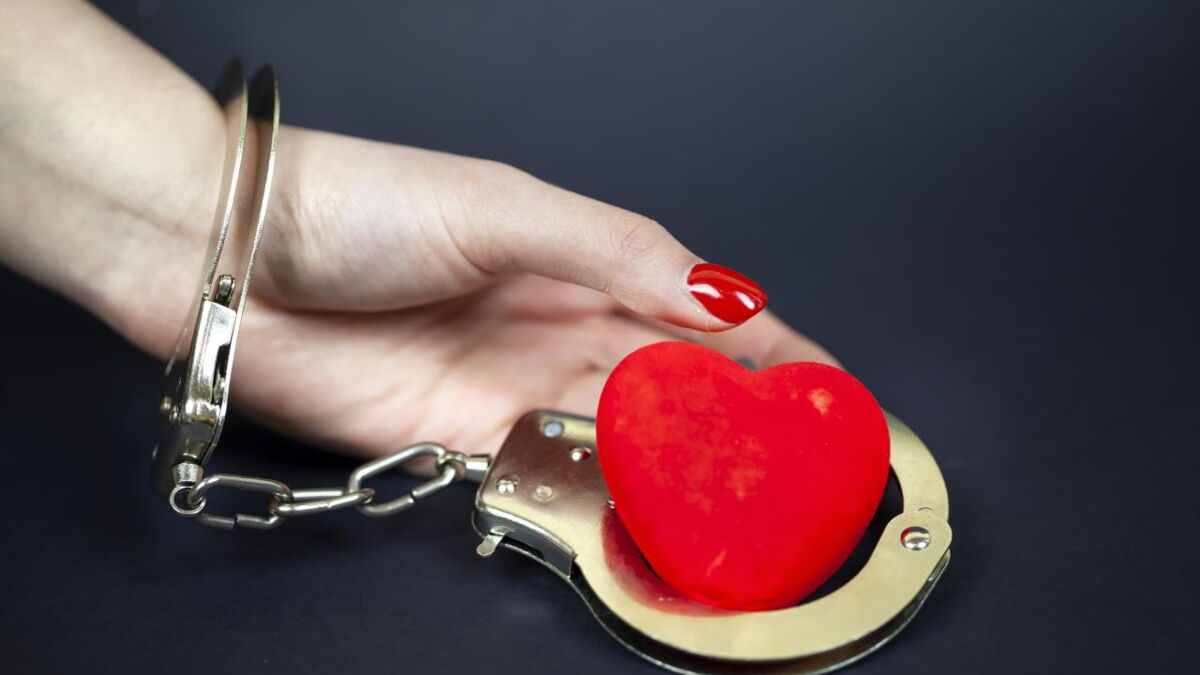 Love addiction: Here are some signs you are addicted to love