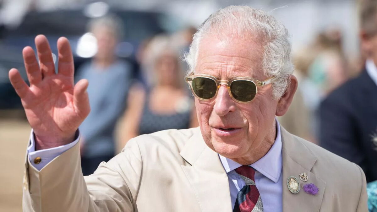 Prince Charles 'touched' after being asked to be a guest editor for ...