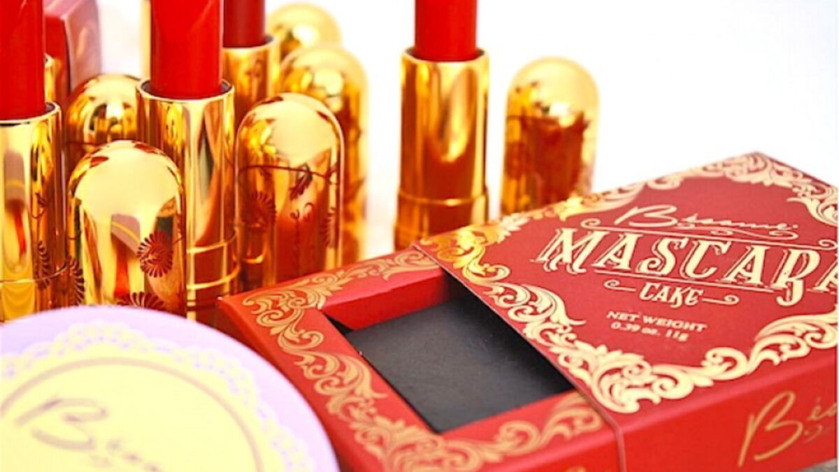Besame Cosmetics lance un mascara solide