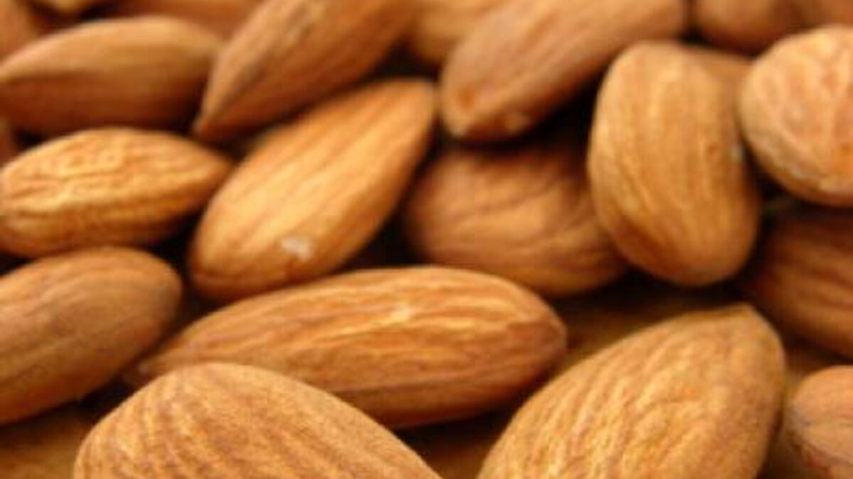 Bien-être : on mange des amandes
