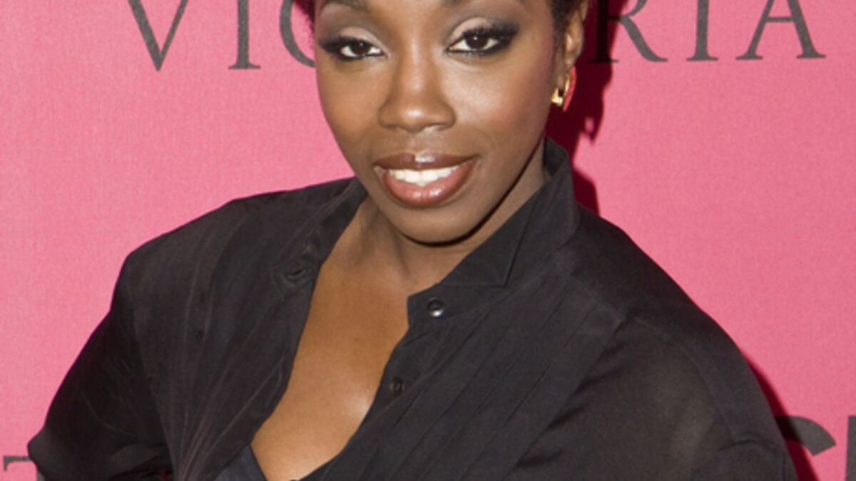 Estelle, juge pour X-Factor