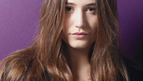 Dina : la chanteuse se confie en quelques secondes sur sa carrière et ...