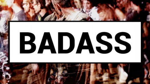 "Badass" en français : traduction et définition de ce terme anglais
