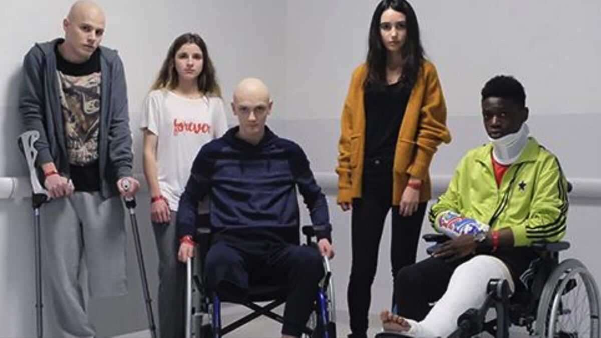 Voici l'histoire vraie qui se cache derrière "Les Bracelets rouges", la ...