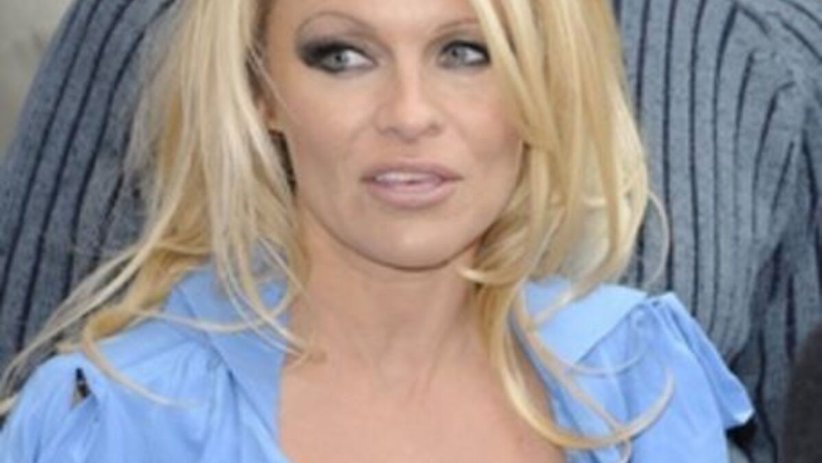 Les Anges de la télé-réalité 2 : Pamela Anderson va porter secours à Loana