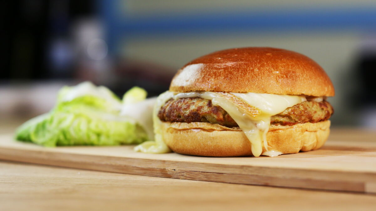 La recette facile du burger à la raclette