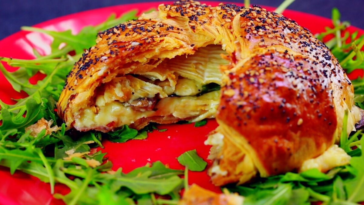 Le camembert surprise feuilleté : une recette gourmande pour l'hiver