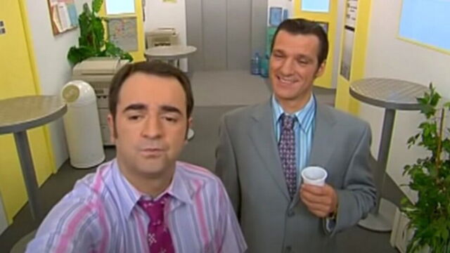 Caméra Café : M6 annonce le retour de la sitcom dans un téléfilm