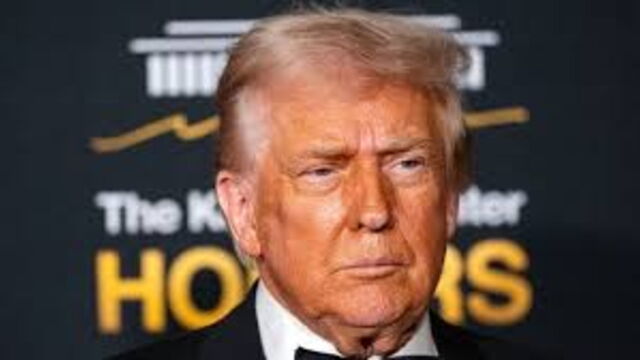 Donald Trump se moque de George Clooney naturalisé français : « Un gars ...