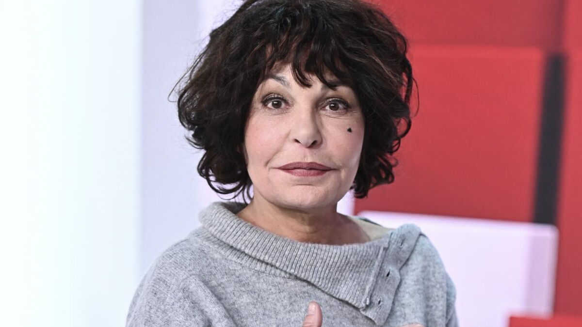 Isabelle Mergault : les vérités sur l’adoption inachevée d’Iris