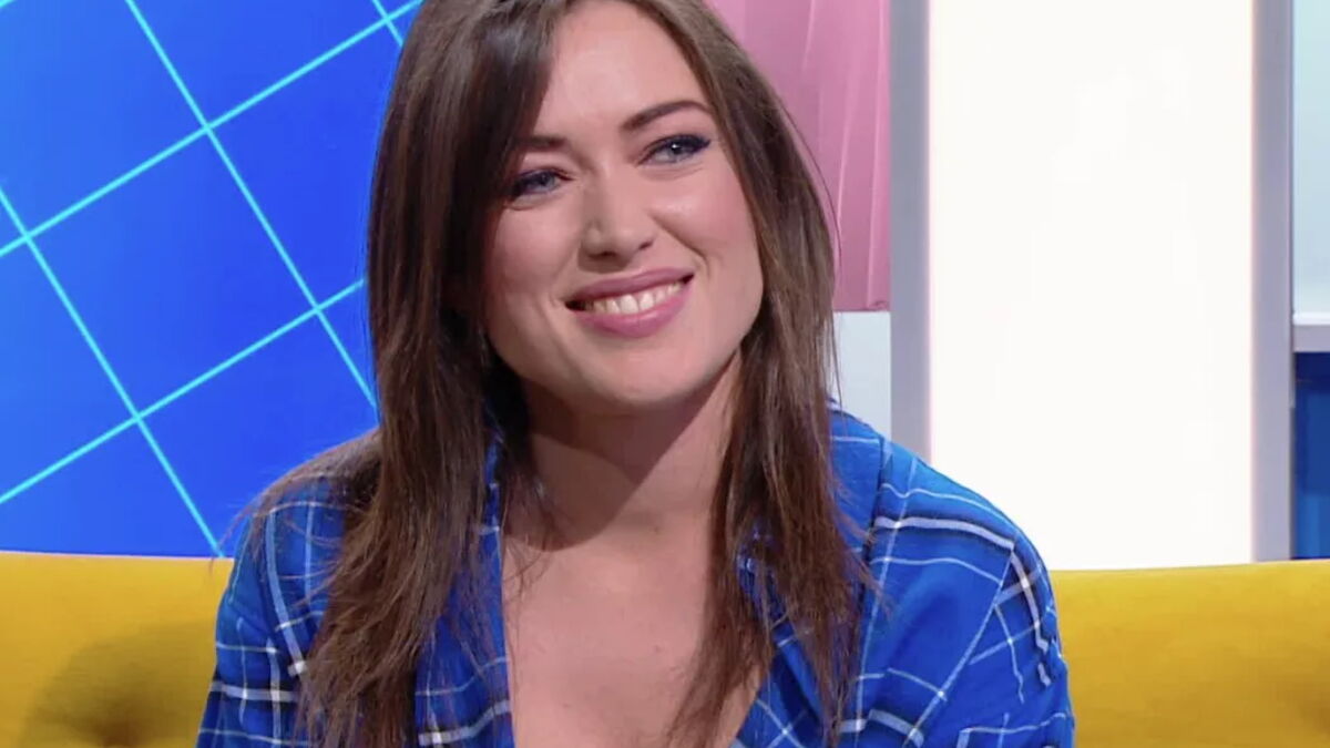 Elsa Esnoult lance “Elsa in L.A.” : la star des Mystères de l’amour ...
