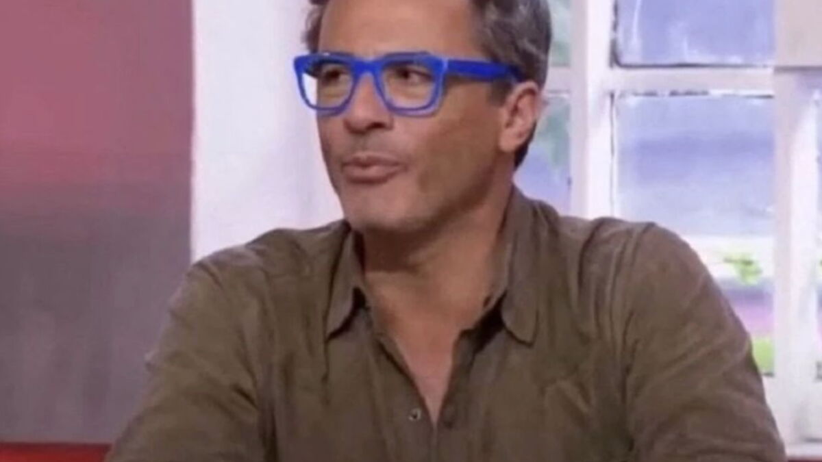 Julien Cohen bientôt papa à 60 ans : sa fille Ella arrive
