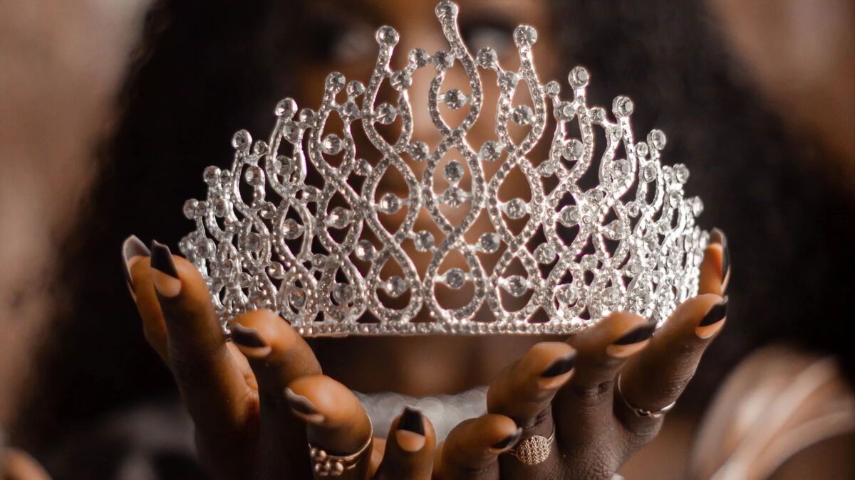 Pourquoi la France se retire de Miss Univers 2026 : enjeux d’un choix ...