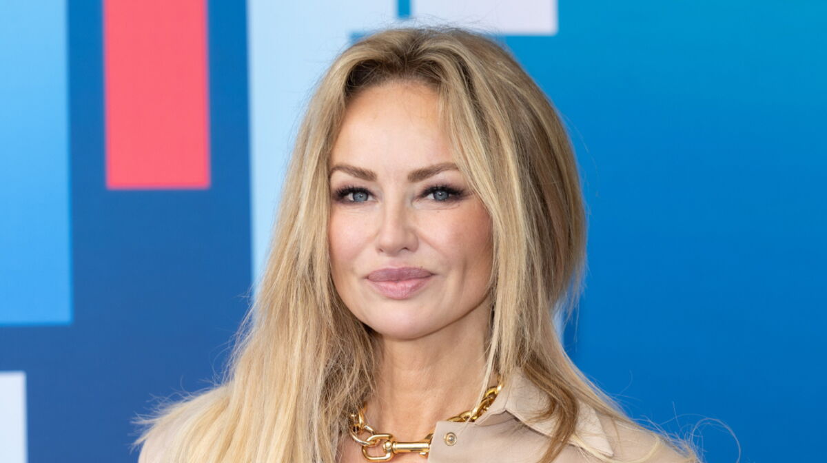 Adriana Karembeu : qui est sa fille, Nina, 6 ans, le portrait miniature ...