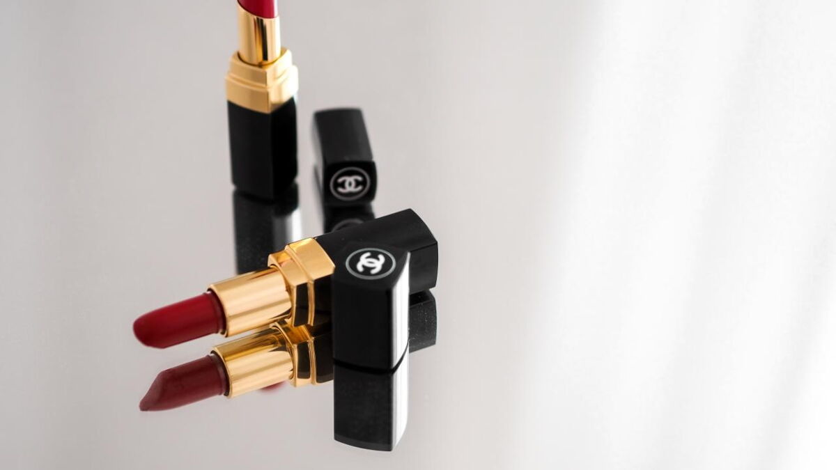 Ce rouge à lèvres vendu chaque minute dans le monde est disponible à ...