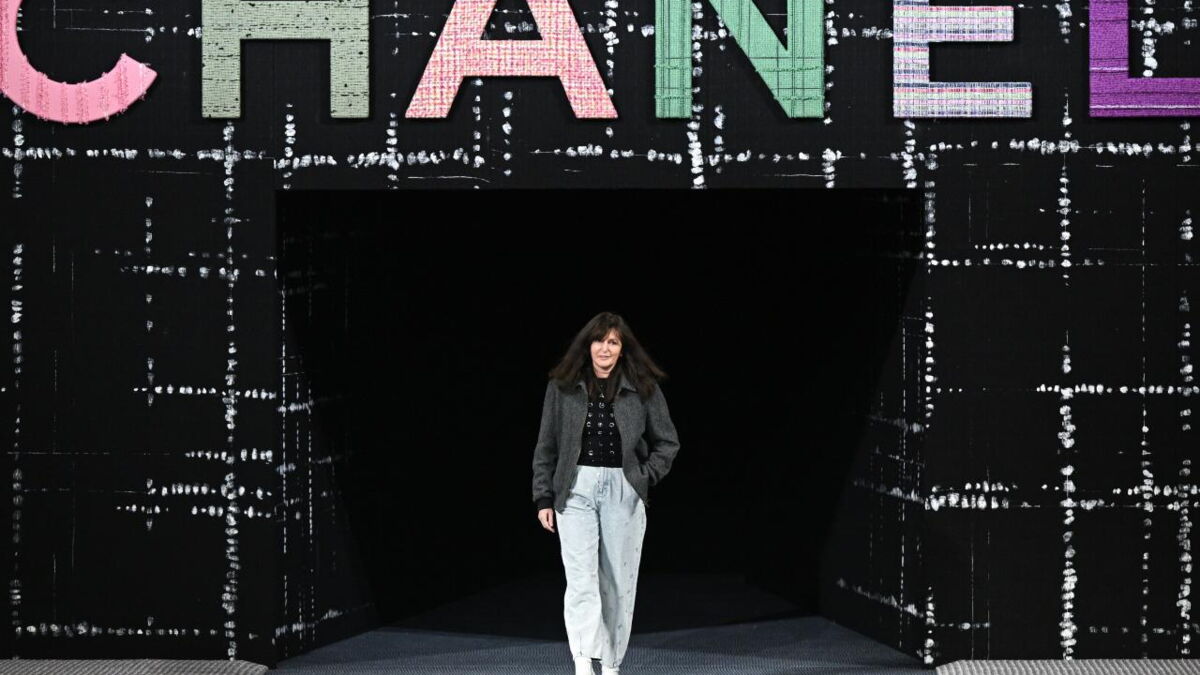 Qui est Virginie Viard, l'ancienne directrice artistique de Chanel ...