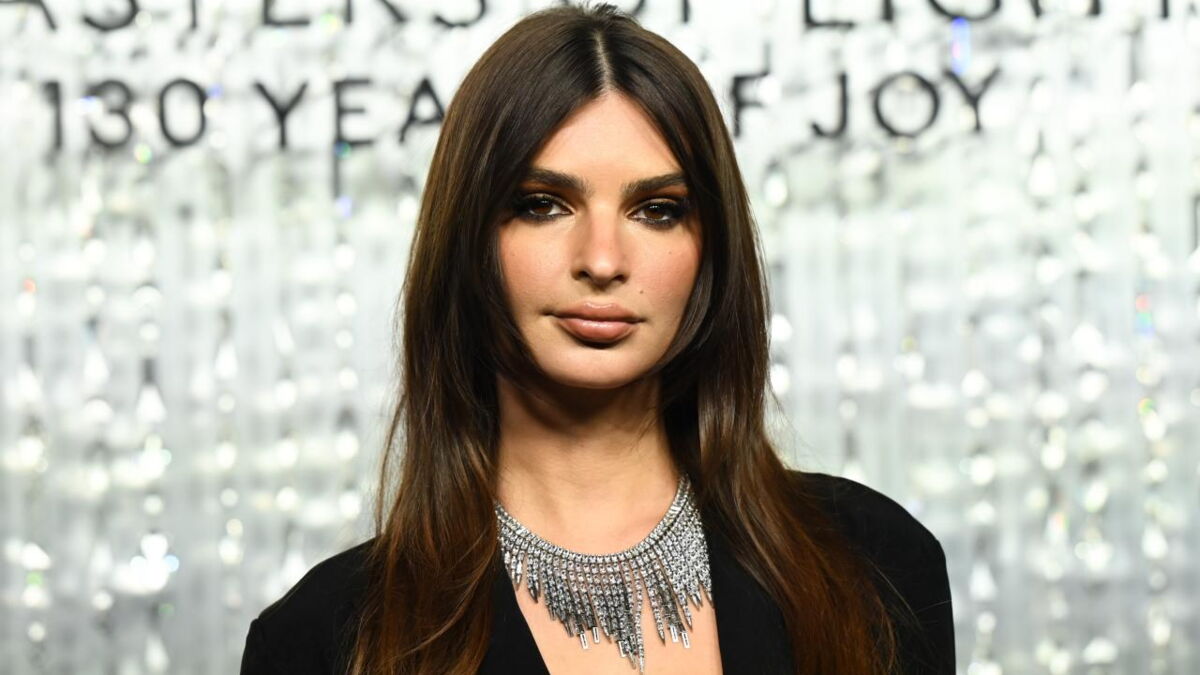 Romain Gavras : le Français serait en couple avec Emily Ratajkowski