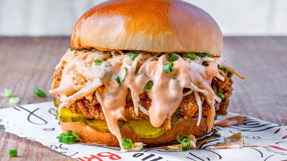 Burger : comment reproduire le Chick'n Cheese de McDonald's à la maison