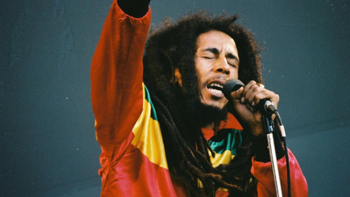Bob Marley : de quoi est mort le roi du reggae qui aurait fêté ses 80 ans