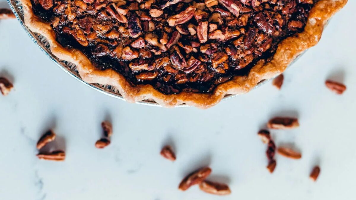 Pecan Pie : la recette du dessert automnal le plus gourmand des États-Unis