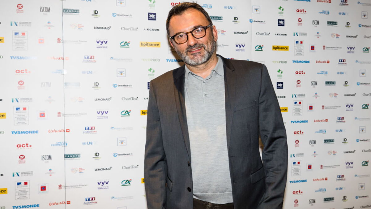 « Il se sentait coupable » : Frédéric Lopez se confie sur son plus ...