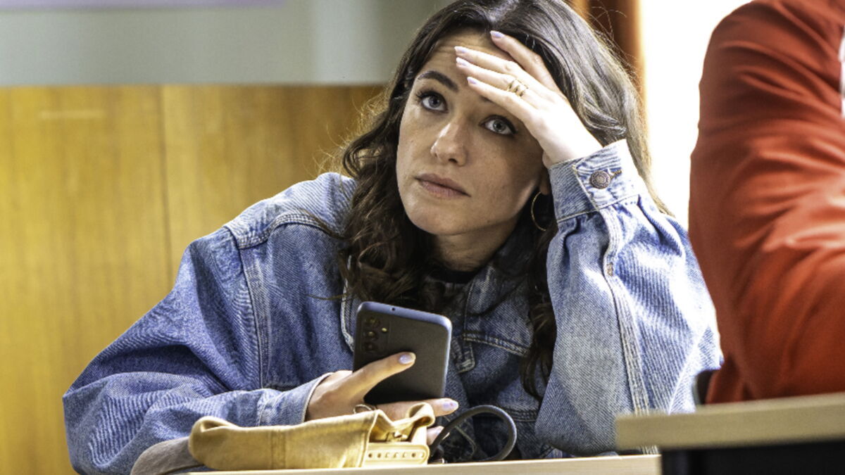 « Un rôle qui m’a bouleversée » : Julie Sassoust dévoile pourquoi Jen ...