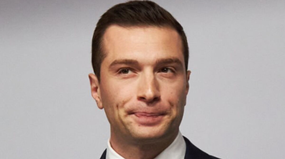 qui est Kelly Betesh, l'ex-compagne du président du Rassemblement ...