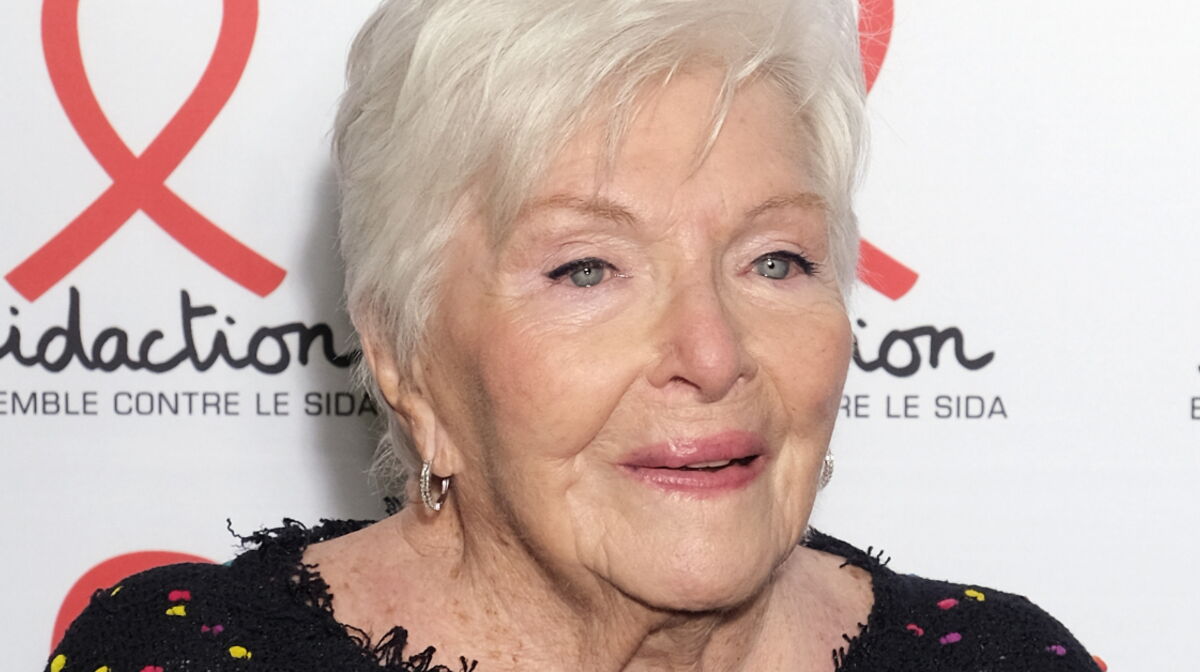 Line Renaud, 96 ans, absente du Sidaction ? Stéphane Bern donne de ses ...