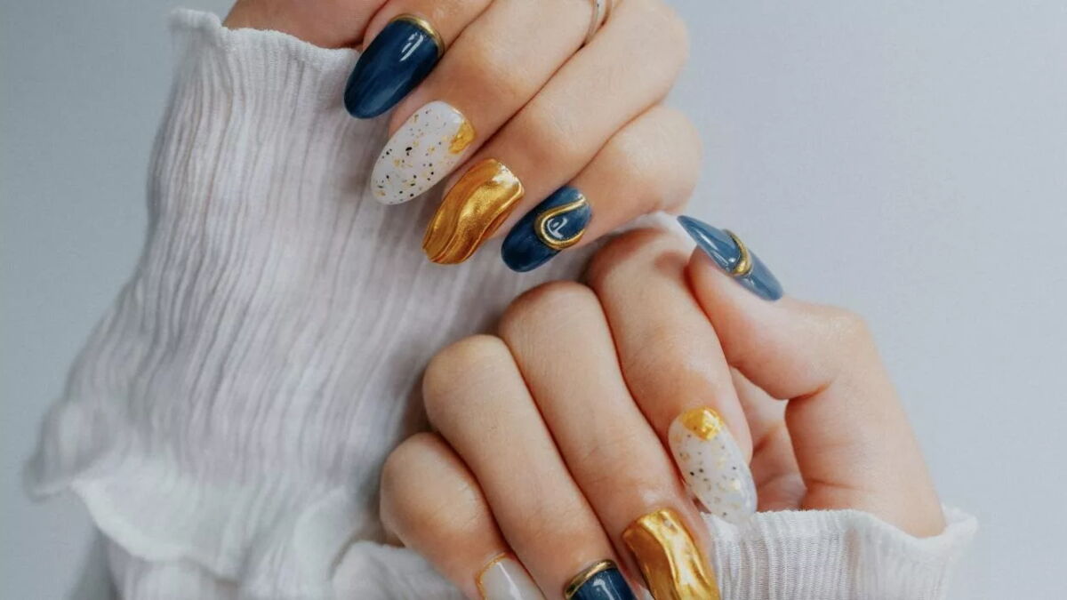 Ce vernis nouvelle génération promet une brillance miroir et 21 jours ...