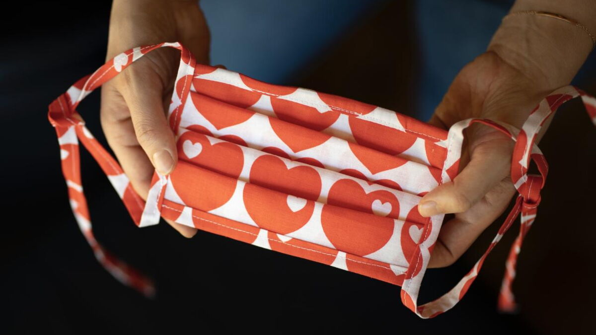 Masques en tissu : où acheter des jolis modèles pour être stylée