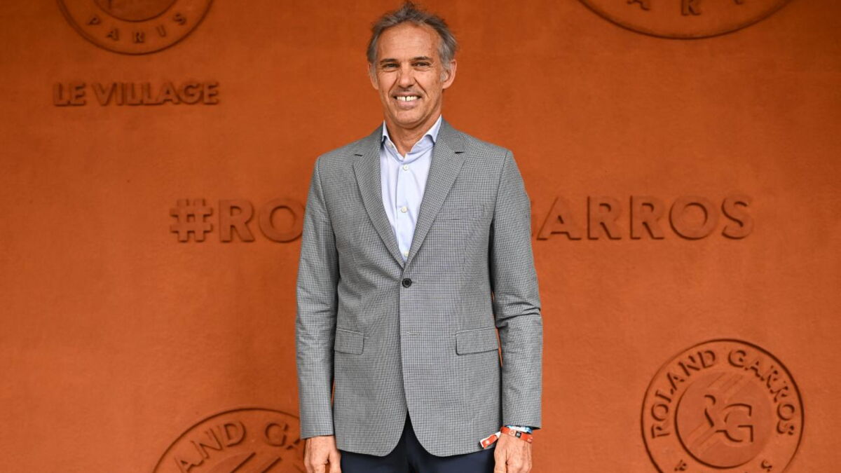 "On touche le fond des toilettes !" : Paul Belmondo indigné face à la ...