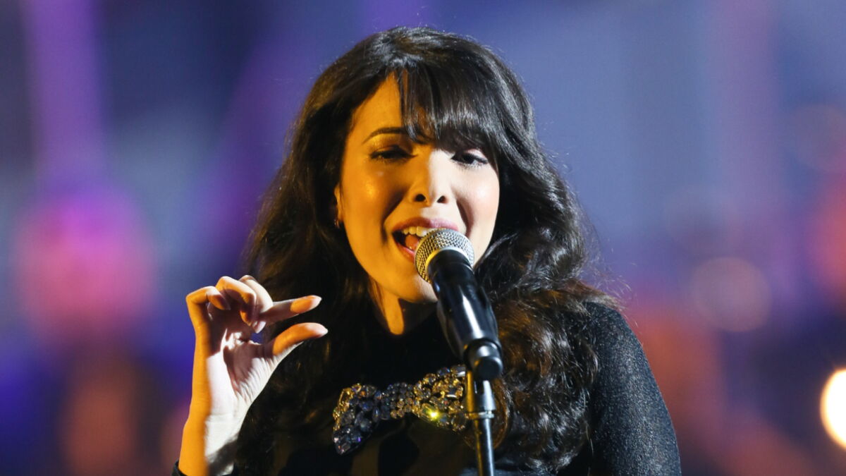 "Son album est fini" : la chanteuse Indila est de retour, annoncent ses ...