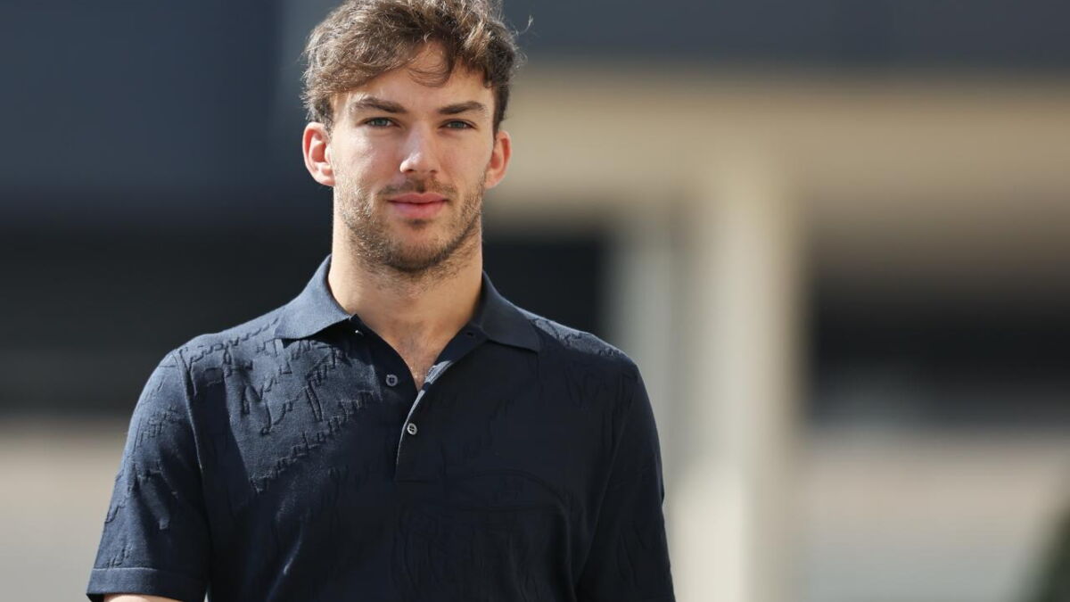 Pierre Gasly devient le visage du nouveau parfum signé Givenchy