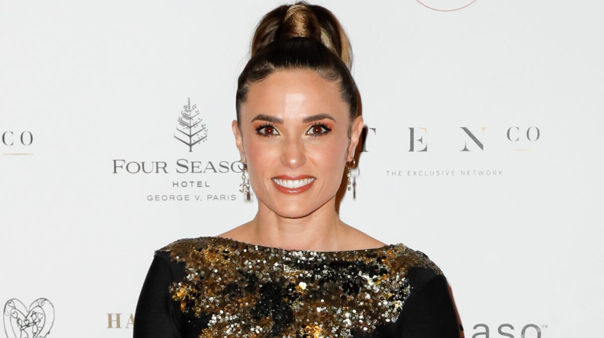 Capucine Anav annonce son mariage, le visage de son fiancé bientôt dévoilé