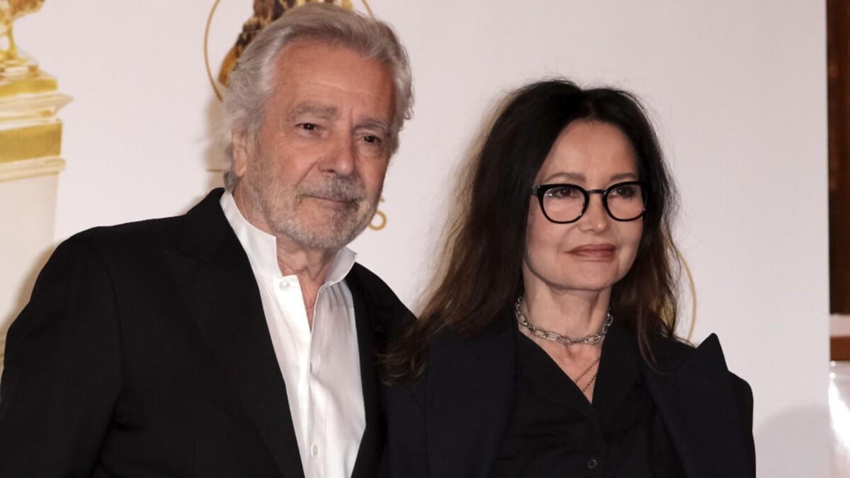 Pierre Arditi en couple avec Évelyne Bouix : ils sont voisins de palier, mais ne veulent pas ...