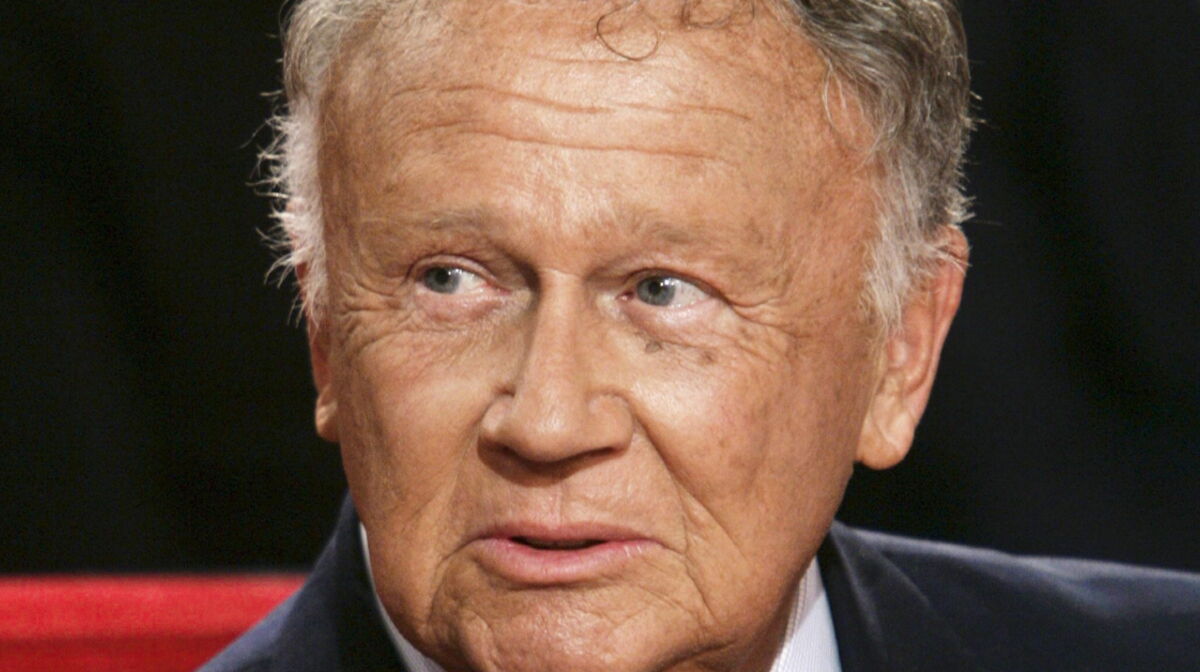 Philippe Bouvard : à 94 ans, que devient la légende de la radio