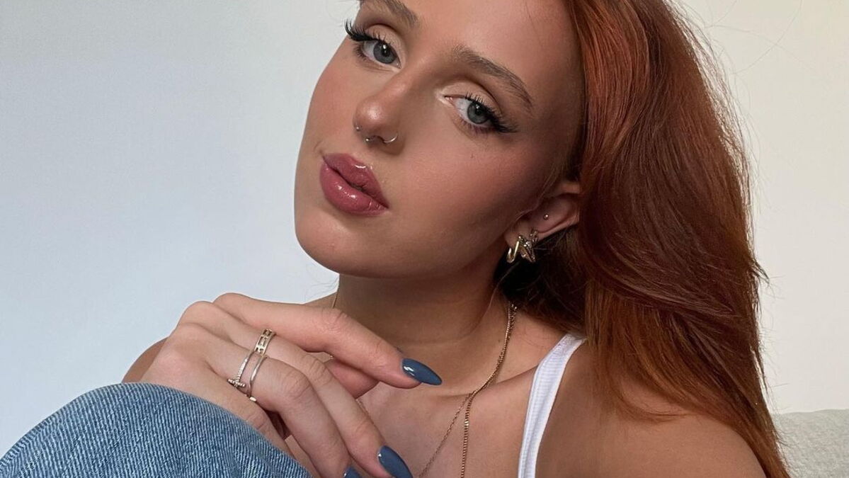 Esther Luxey : biographie, réseaux sociaux, news, vidéos et photos sur ...