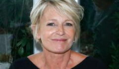 À 63 ans, que devient Daniela Lumbros, la célèbre animatrice télé des ...