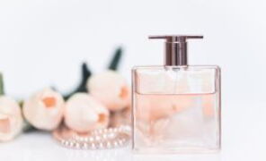 Ce parfum ressemble comme deux gouttes d'eau à l'Interdit de Givenchy ...