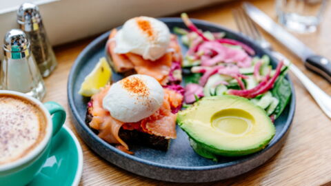 Calories avocat : valeur pour 100 g et fiche nutritionnelle du fruit