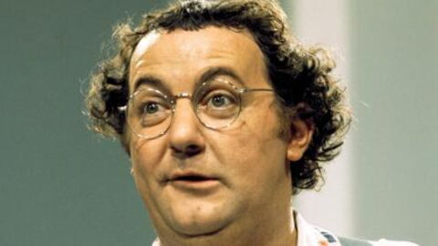 Coluche : plus de 30 ans après sa mort, un de ses amis brise le silence ...