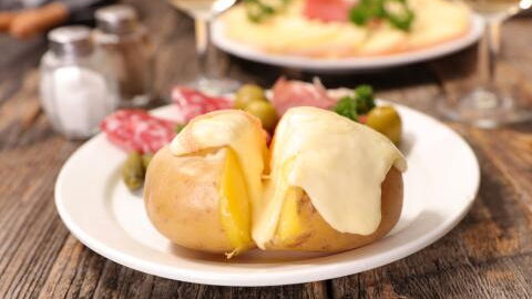 8 astuces pour rendre la raclette originale