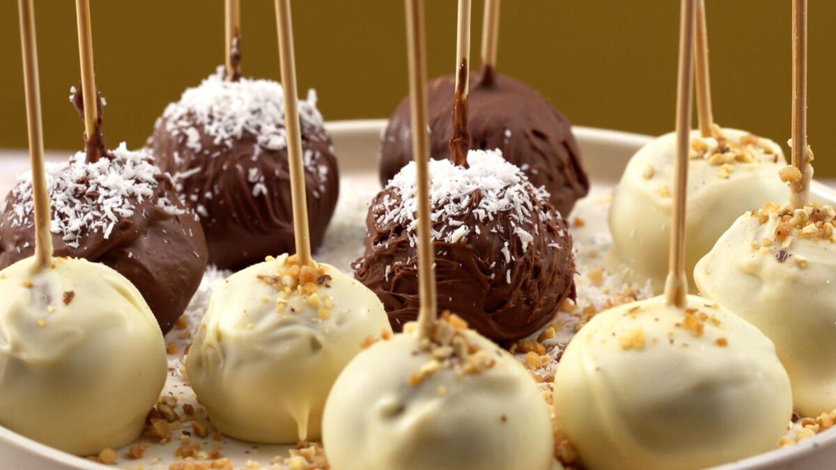 Recette : Les cakes pop faciles au chocolat