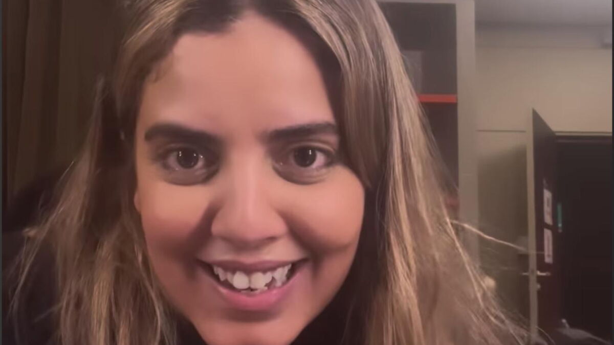 Inès Reg : ce duo improbable qu'elle prépare avec un grand artiste français