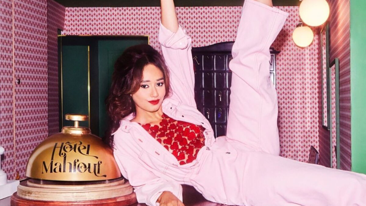 Voici le dupe parfait de la combinaison rose Hôtel Mahfouf de Léna ...