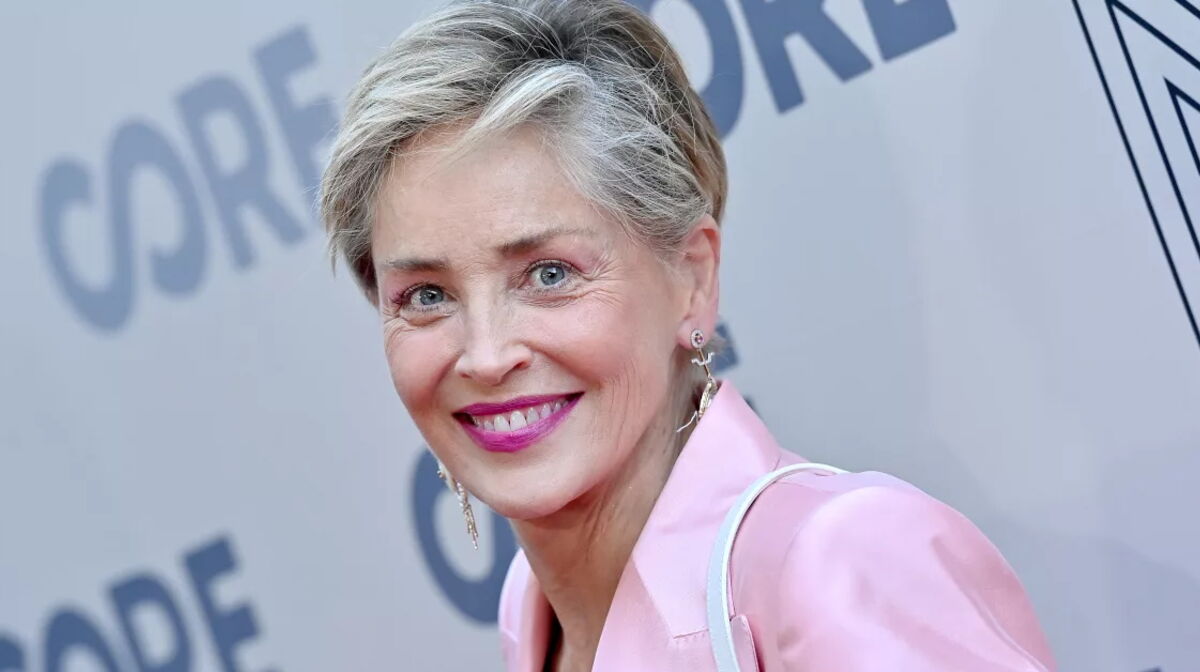 Sharon Stone en couple avec un jeune rappeur de 38 ans son cadet ? Sa ...