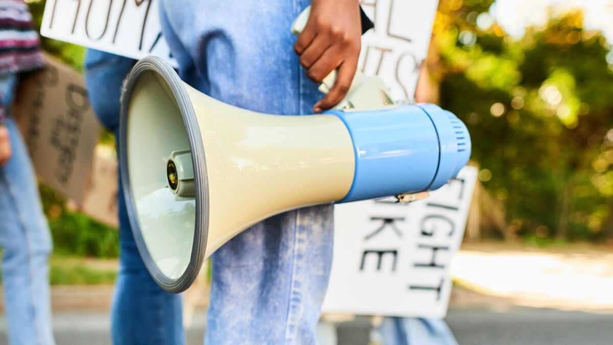 Qu’est-ce-que l’activisme digital qui révolutionne les luttes sociales
